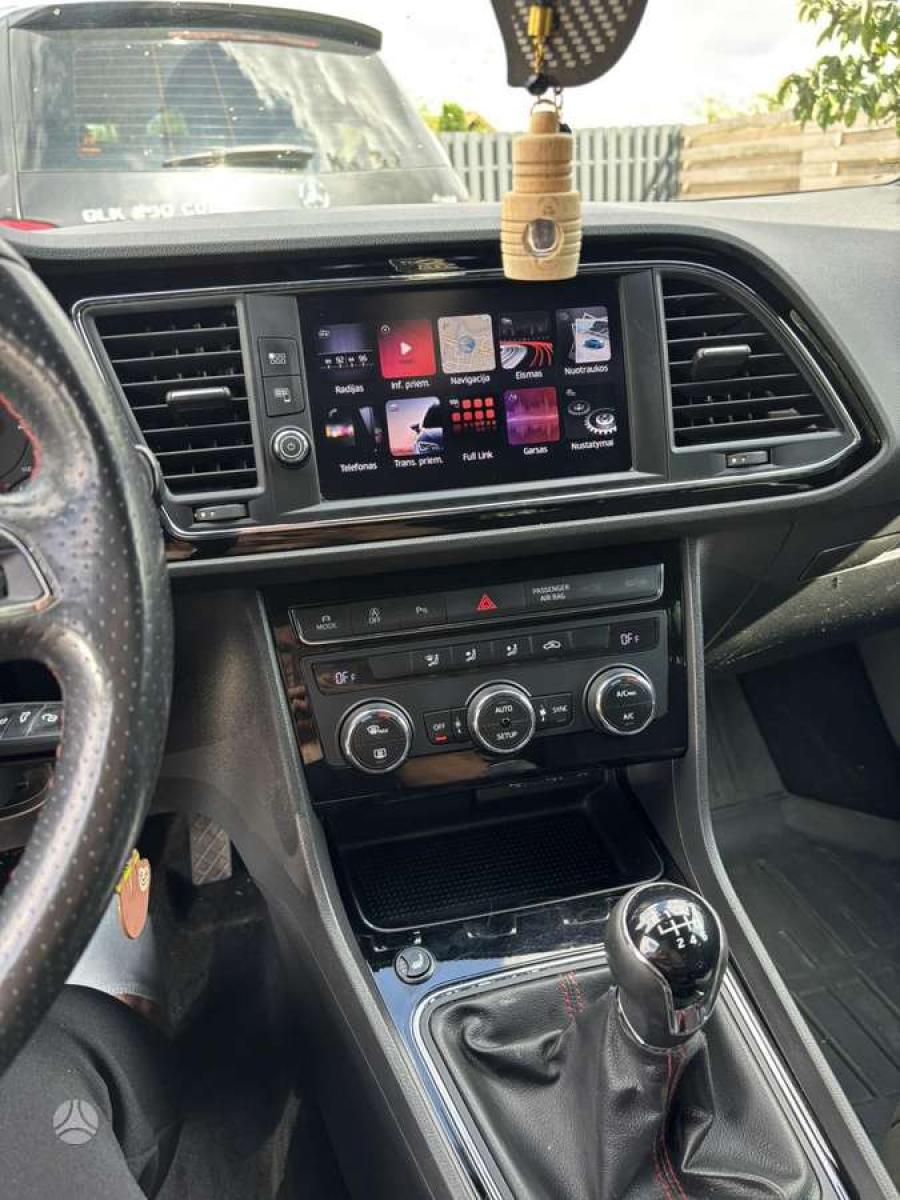 Pelēks SEAT Leon 2017 Panevēža, ar dzinēja tilpumu 1.40 L un nobraukumu 244 tūkst. km par 9700 €, foto 5 vietnē AUTOMOTO.COM.LV