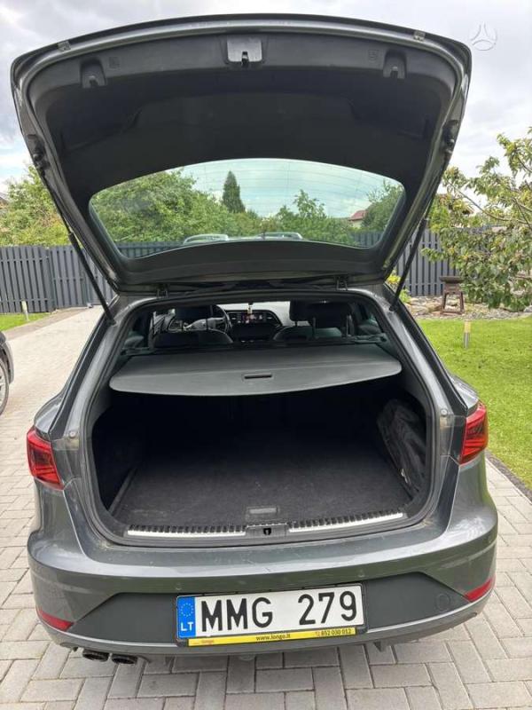 Grey SEAT Leon 2017 in Panevezys, with an engine capacity of 1.40 L and mileage of 244 thousand km for 9700 €, photo 8 on AUTOMOTO.COM.LV