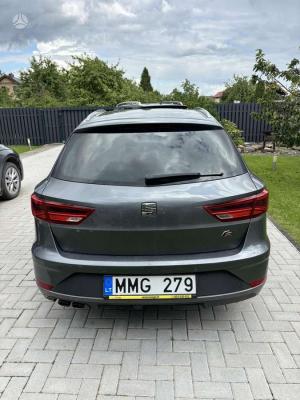 Pelēks SEAT Leon 2017 Panevēža, ar dzinēja tilpumu 1.40 L un nobraukumu 244 tūkst. km par 9700 €, foto 10 vietnē AUTOMOTO.COM.LV