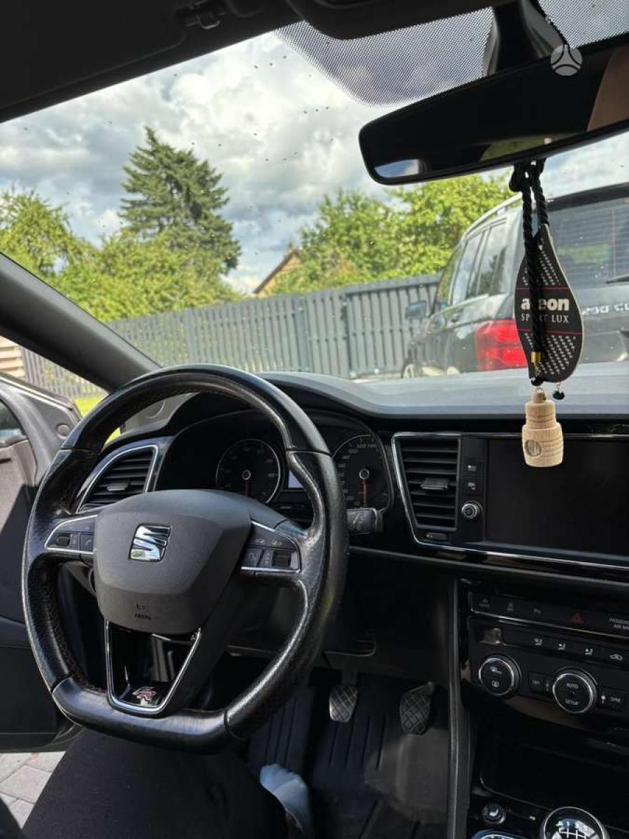 Pelēks SEAT Leon 2017 Panevēža, ar dzinēja tilpumu 1.40 L un nobraukumu 244 tūkst. km par 9700 €, foto 12 vietnē AUTOMOTO.COM.LV