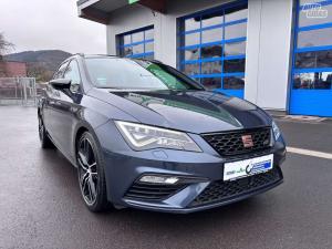 Grey SEAT Leon 2019 in Kaunas, with an engine capacity of 2.00 L and mileage of 78 thousand km for 25439 €, photo 2 on AUTOMOTO.COM.LV