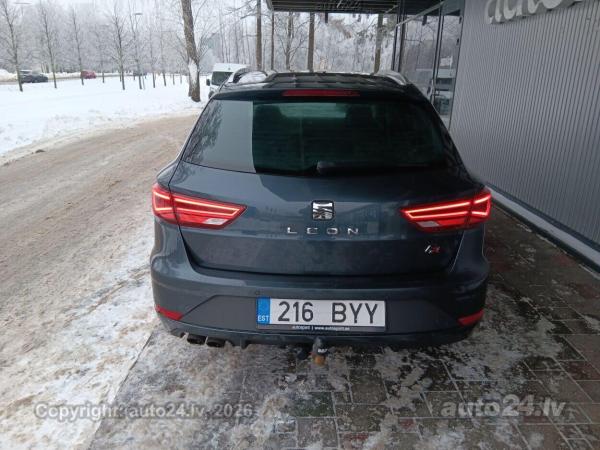 Pelēks SEAT Leon 2019 Tallina, ar dzinēja tilpumu 1.50 L un nobraukumu 125 tūkst. km par 12990 €, foto 5 vietnē AUTOMOTO.COM.LV