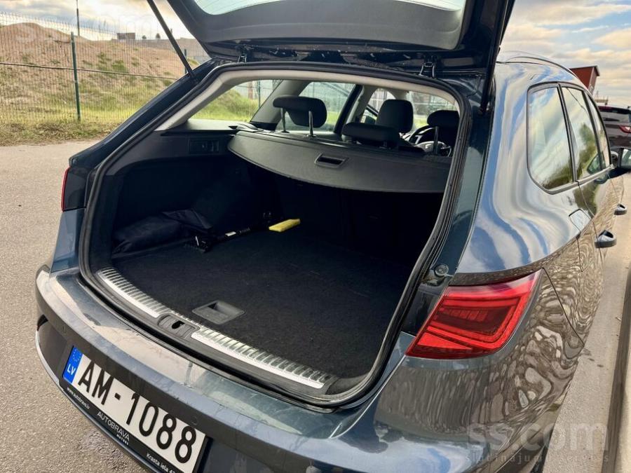 Pelēks SEAT Leon 2019 Krāslava, ar dzinēja tilpumu 1.60 L un nobraukumu 218 tūkst. km par 8900 €, foto 4 vietnē AUTOMOTO.COM.LV