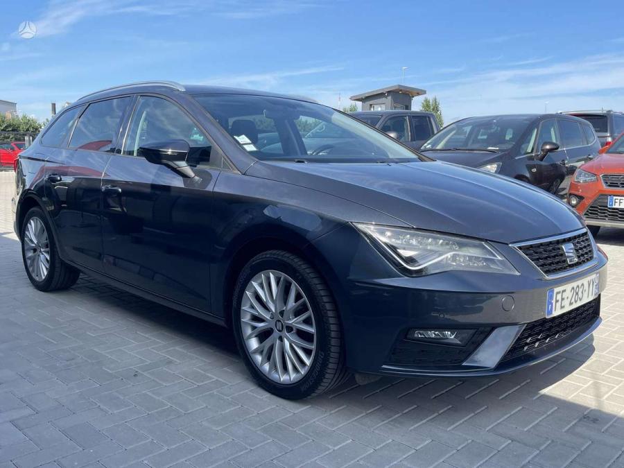 Grey SEAT Leon 2019 in Taurage, with an engine capacity of 1.60 L and mileage of 220 thousand km for 8500 €, photo 4 on AUTOMOTO.COM.LV