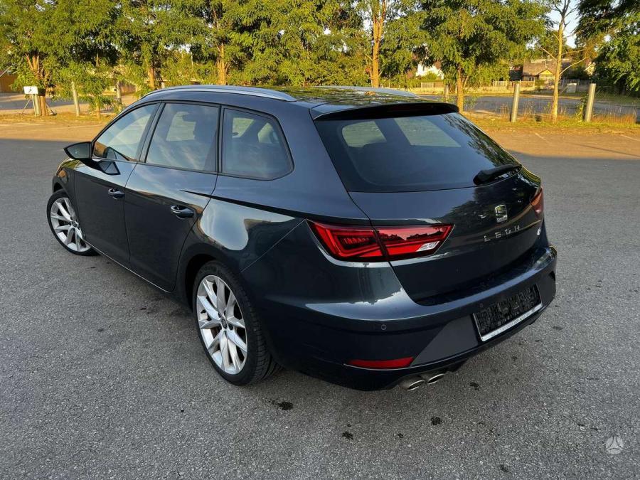 Grey SEAT Leon 2019 in Utena, with an engine capacity of 1.97 L and mileage of 289 thousand km for 8650 €, photo 5 on AUTOMOTO.COM.LV