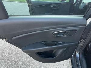 Grey SEAT Leon 2019 in Utena, with an engine capacity of 1.97 L and mileage of 289 thousand km for 8650 €, photo 16 on AUTOMOTO.COM.LV