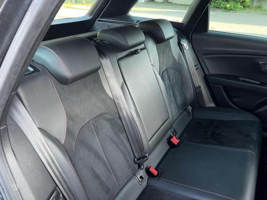 Grey SEAT Leon 2019 in Utena, with an engine capacity of 1.97 L and mileage of 289 thousand km for 8650 €, photo 20 on AUTOMOTO.COM.LV