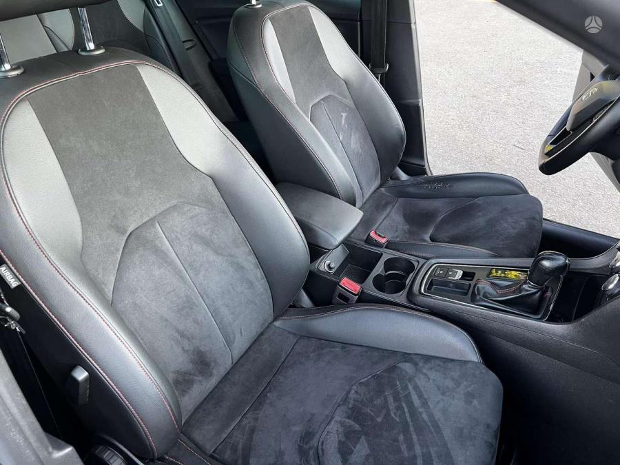 Grey SEAT Leon 2019 in Utena, with an engine capacity of 1.97 L and mileage of 289 thousand km for 8650 €, photo 21 on AUTOMOTO.COM.LV