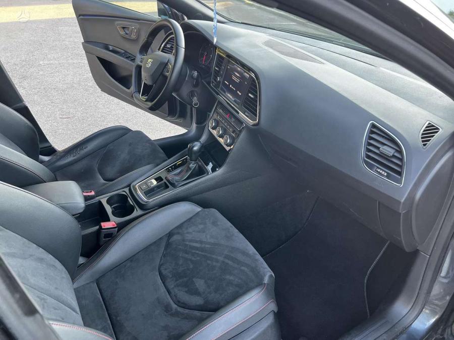 Grey SEAT Leon 2019 in Utena, with an engine capacity of 1.97 L and mileage of 289 thousand km for 8650 €, photo 22 on AUTOMOTO.COM.LV
