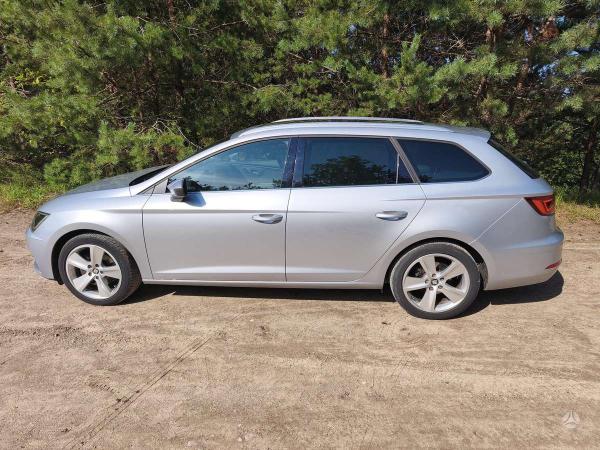 Pelēks SEAT Leon 2019 Viļņa, ar dzinēja tilpumu 1.50 L un nobraukumu 119 tūkst. km par 15400 €, foto 1 vietnē AUTOMOTO.COM.LV