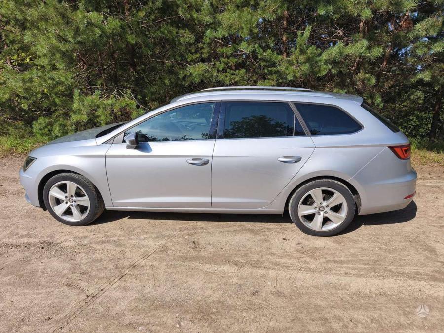 Pelēks SEAT Leon 2019 Viļņa, ar dzinēja tilpumu 1.50 L un nobraukumu 119 tūkst. km par 15400 €, foto 1 vietnē AUTOMOTO.COM.LV