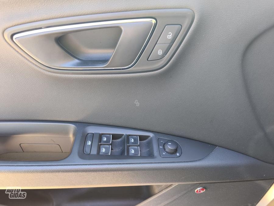 Grey SEAT Leon 2019 in Vilnius, with an engine capacity of 1.50 L and mileage of 119 thousand km for 15400 €, photo 26 on AUTOMOTO.COM.LV