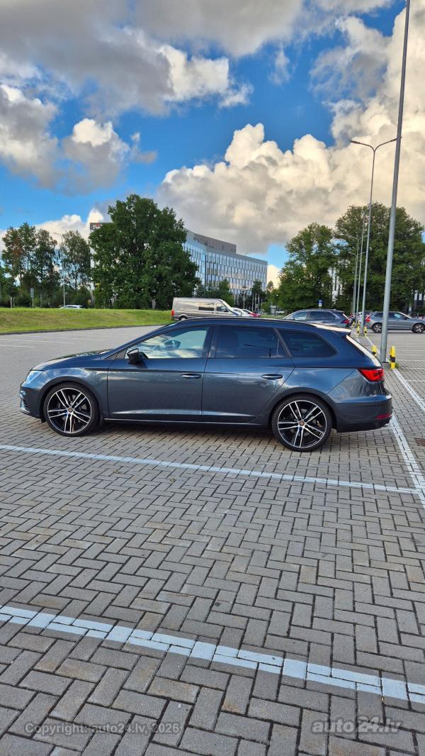 Pelēks SEAT Leon 2019 Rīga, ar dzinēja tilpumu 2.00 L un nobraukumu 98 tūkst. km par 17250 €, foto 5 vietnē AUTOMOTO.COM.LV