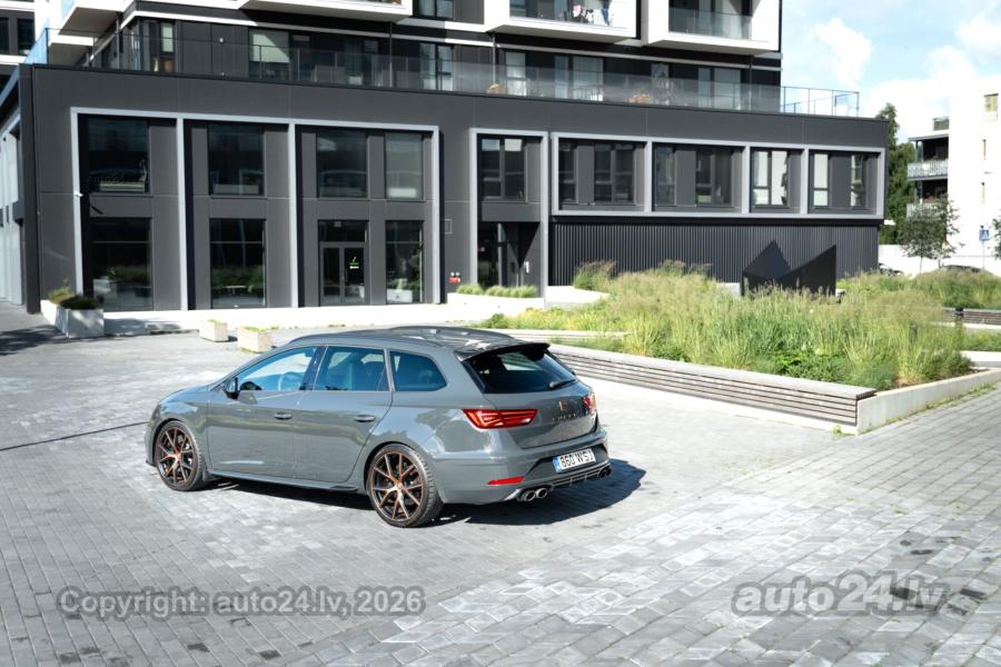 Pelēks SEAT Leon 2019 Tallina, ar dzinēja tilpumu 2.00 L un nobraukumu 88 tūkst. km par 23700 €, foto 20 vietnē AUTOMOTO.COM.LV