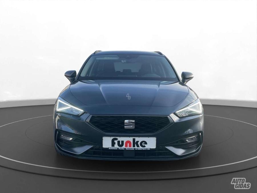 Pelēks SEAT Leon 2020 Kauņa, ar dzinēja tilpumu 1.50 L un nobraukumu 25 tūkst. km par 23729 €, foto 2 vietnē AUTOMOTO.COM.LV