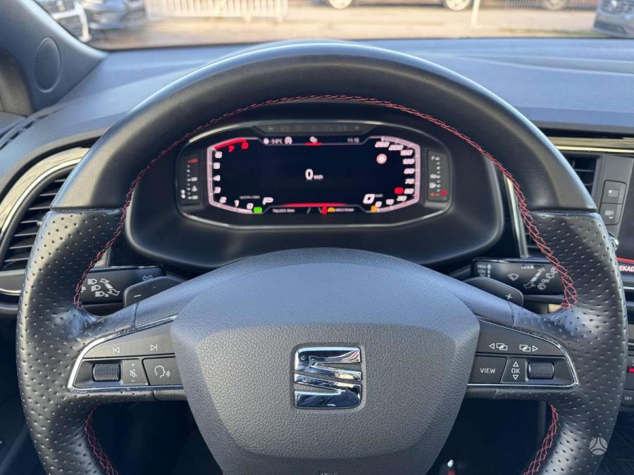 Grey SEAT Leon 2020 in Kaunas, with an engine capacity of 1.50 L and mileage of 185 thousand km for 12300 €, photo 11 on AUTOMOTO.COM.LV
