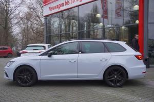 Grey SEAT Leon 2020 in Kaunas, with an engine capacity of 1.50 L and mileage of 49 thousand km for 23379 €, photo 9 on AUTOMOTO.COM.LV