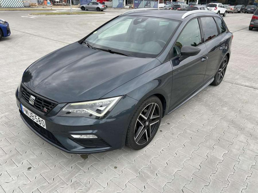 Pelēks SEAT Leon 2020 Kauņa, ar dzinēja tilpumu 1.97 L un nobraukumu 202 tūkst. km par 13400 €, foto 1 vietnē AUTOMOTO.COM.LV
