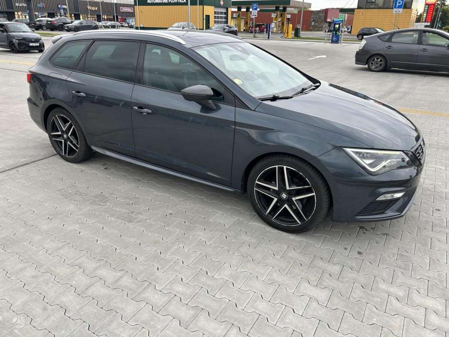 Pelēks SEAT Leon 2020 Kauņa, ar dzinēja tilpumu 1.97 L un nobraukumu 202 tūkst. km par 13400 €, foto 3 vietnē AUTOMOTO.COM.LV