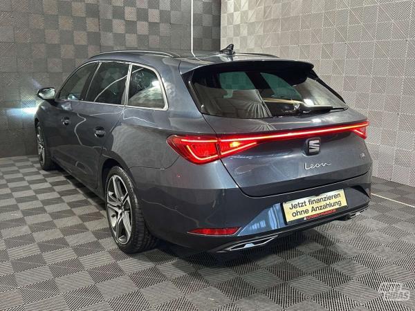 Grey SEAT Leon 2021 in Kaunas, with an engine capacity of 1.50 L and mileage of 76 thousand km for 23296 €, photo 4 on AUTOMOTO.COM.LV