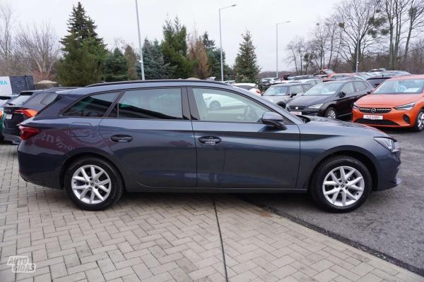 Grey SEAT Leon 2021 in Kaunas, with an engine capacity of 1.50 L and mileage of 57 thousand km for 22349 €, photo 7 on AUTOMOTO.COM.LV