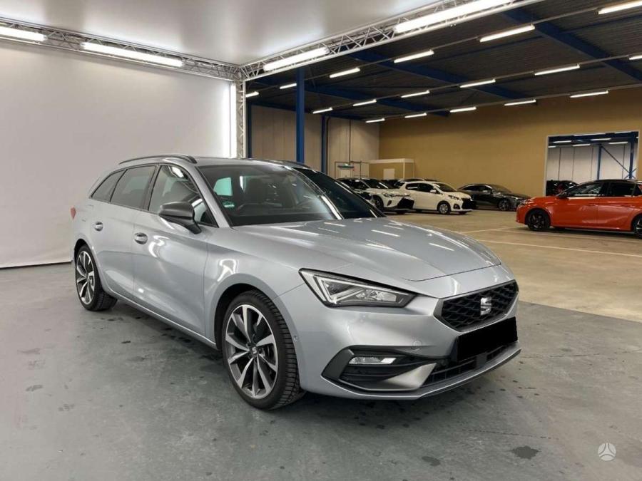 Pelēks SEAT Leon 2021 Viļņa, ar dzinēja tilpumu 1.50 L un nobraukumu 175 tūkst. km par 15609 €, foto 3 vietnē AUTOMOTO.COM.LV
