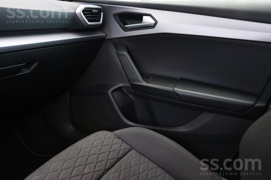 Pelēks SEAT Leon 2021 Rīga, ar dzinēja tilpumu 1.50 L un nobraukumu 64 tūkst. km par 17990 €, foto 25 vietnē AUTOMOTO.COM.LV