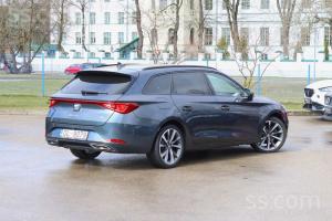 Pelēks SEAT Leon 2021 Rīga, ar dzinēja tilpumu 1.50 L un nobraukumu 64 tūkst. km par 17990 €, foto 34 vietnē AUTOMOTO.COM.LV