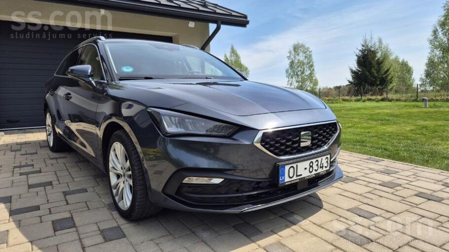 Grey SEAT Leon 2021 in Riga, with an engine capacity of 1.50 L and mileage of 200 thousand km for 13100 €, photo 1 on AUTOMOTO.COM.LV