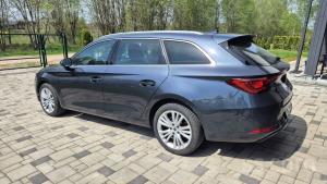 Grey SEAT Leon 2021 in Riga, with an engine capacity of 1.50 L and mileage of 200 thousand km for 13100 €, photo 4 on AUTOMOTO.COM.LV