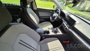 Grey SEAT Leon 2021 in Riga, with an engine capacity of 1.50 L and mileage of 200 thousand km for 13100 €, photo 12 on AUTOMOTO.COM.LV