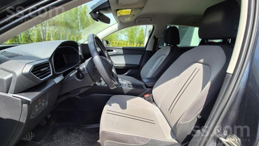 Grey SEAT Leon 2021 in Riga, with an engine capacity of 1.50 L and mileage of 200 thousand km for 13100 €, photo 13 on AUTOMOTO.COM.LV