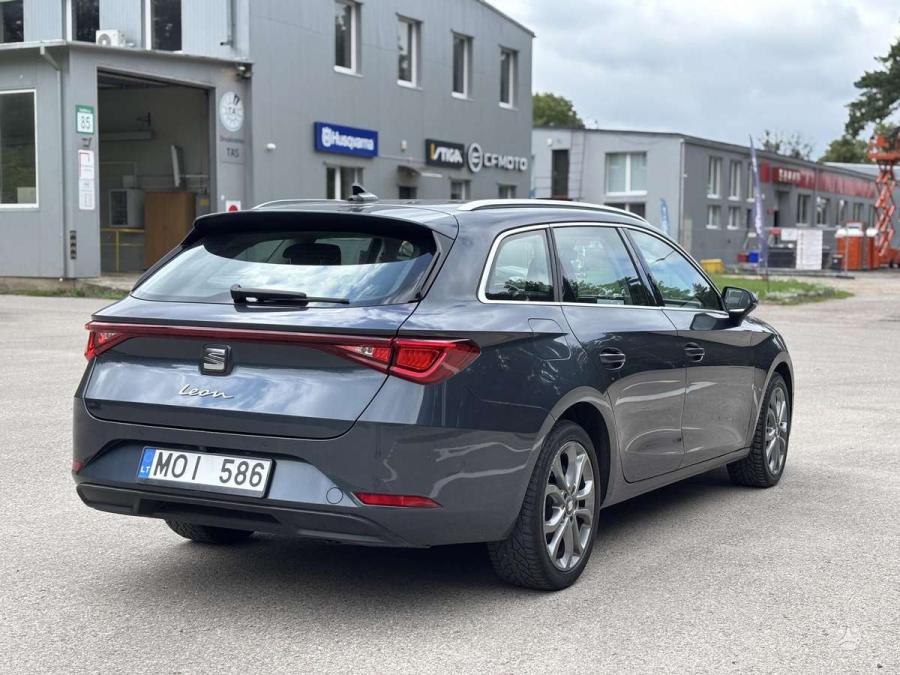 Pelēks SEAT Leon 2021 Druskininkai, ar dzinēja tilpumu 1.50 L un nobraukumu 59 tūkst. km par 14500 €, foto 6 vietnē AUTOMOTO.COM.LV