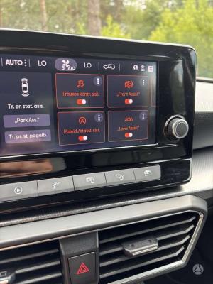Pelēks SEAT Leon 2021 Druskininkai, ar dzinēja tilpumu 1.50 L un nobraukumu 59 tūkst. km par 14500 €, foto 17 vietnē AUTOMOTO.COM.LV