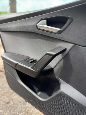 Pelēks SEAT Leon 2021 Druskininkai, ar dzinēja tilpumu 1.50 L un nobraukumu 59 tūkst. km par 14500 €, foto 18 vietnē AUTOMOTO.COM.LV