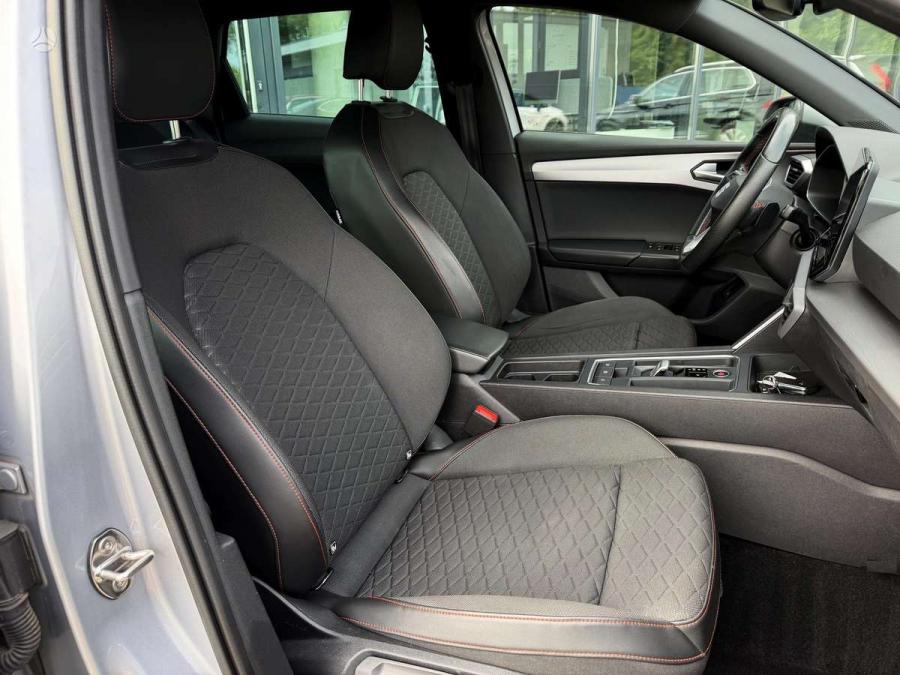 Grey SEAT Leon 2021 in Kaunas, with an engine capacity of 1.40 L and mileage of 195 thousand km for 13900 €, photo 12 on AUTOMOTO.COM.LV