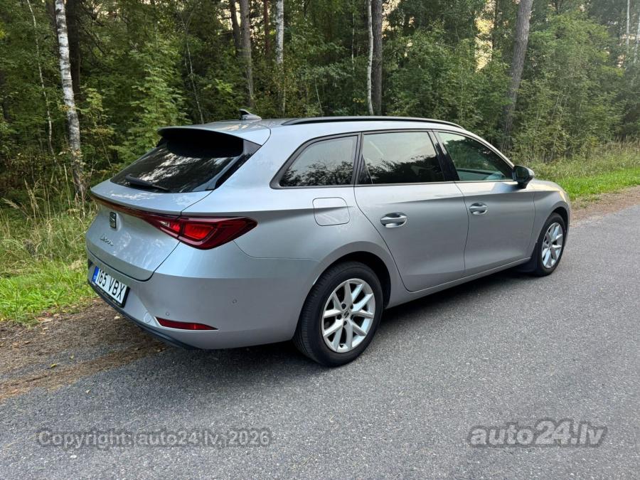 Grey SEAT Leon 2021 in Parnu, with an engine capacity of 2.00 L and mileage of 114 thousand km for 16900 €, photo 4 on AUTOMOTO.COM.LV