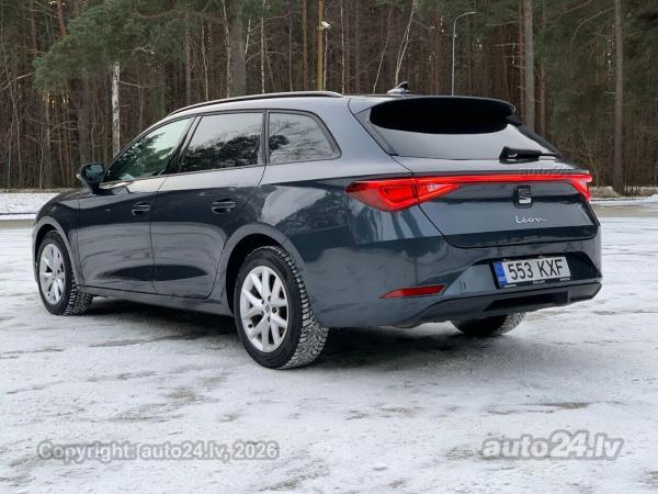 Grey SEAT Leon 2022 in Tallinn, with an engine capacity of 1.50 L and mileage of 133 thousand km for 17500 €, photo 4 on AUTOMOTO.COM.LV