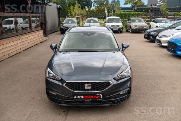 Grey SEAT Leon 2022 in Riga, with an engine capacity of 2.00 L and mileage of 0 thousand km for 11900 €, photo 4 on AUTOMOTO.COM.LV
