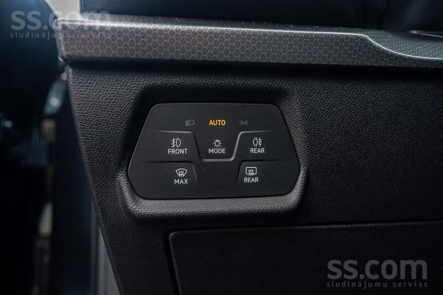 Grey SEAT Leon 2022 in Riga, with an engine capacity of 2.00 L and mileage of 0 thousand km for 11900 €, photo 18 on AUTOMOTO.COM.LV