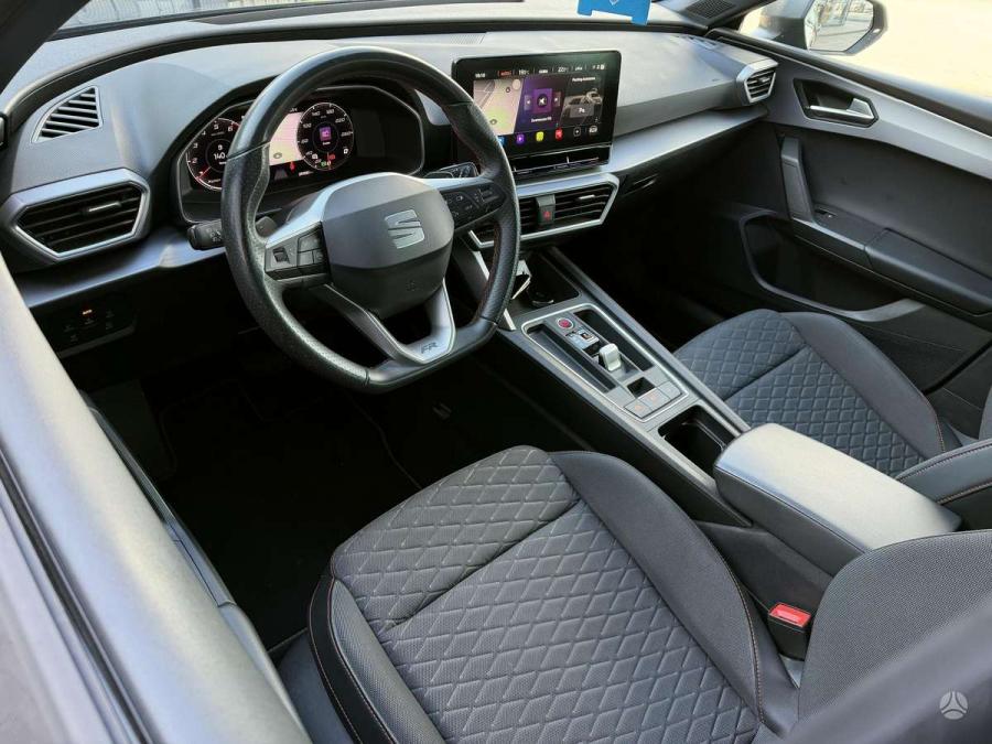 Grey SEAT Leon 2022 in Kaunas, with an engine capacity of 1.00 L and mileage of 201 thousand km for 11900 €, photo 7 on AUTOMOTO.COM.LV
