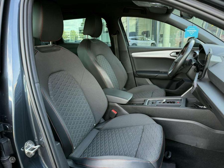 Grey SEAT Leon 2022 in Kaunas, with an engine capacity of 1.00 L and mileage of 201 thousand km for 11900 €, photo 12 on AUTOMOTO.COM.LV