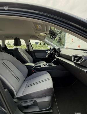 Grey SEAT Leon 2022 in Taurage, with an engine capacity of 1.97 L and mileage of 230 thousand km for 10600 €, photo 36 on AUTOMOTO.COM.LV