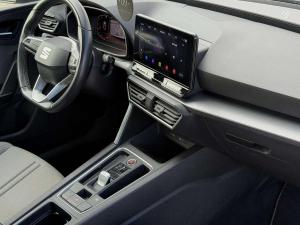 Grey SEAT Leon 2022 in Taurage, with an engine capacity of 1.97 L and mileage of 230 thousand km for 10600 €, photo 43 on AUTOMOTO.COM.LV