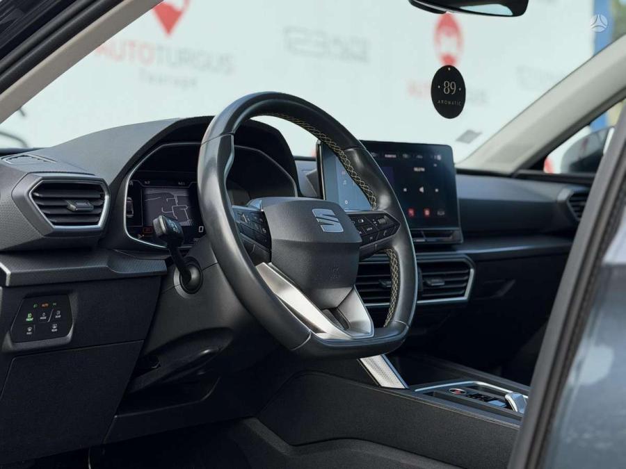 Grey SEAT Leon 2022 in Taurage, with an engine capacity of 1.97 L and mileage of 230 thousand km for 10600 €, photo 48 on AUTOMOTO.COM.LV