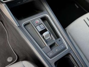 Grey SEAT Leon 2022 in Taurage, with an engine capacity of 1.97 L and mileage of 230 thousand km for 10600 €, photo 54 on AUTOMOTO.COM.LV