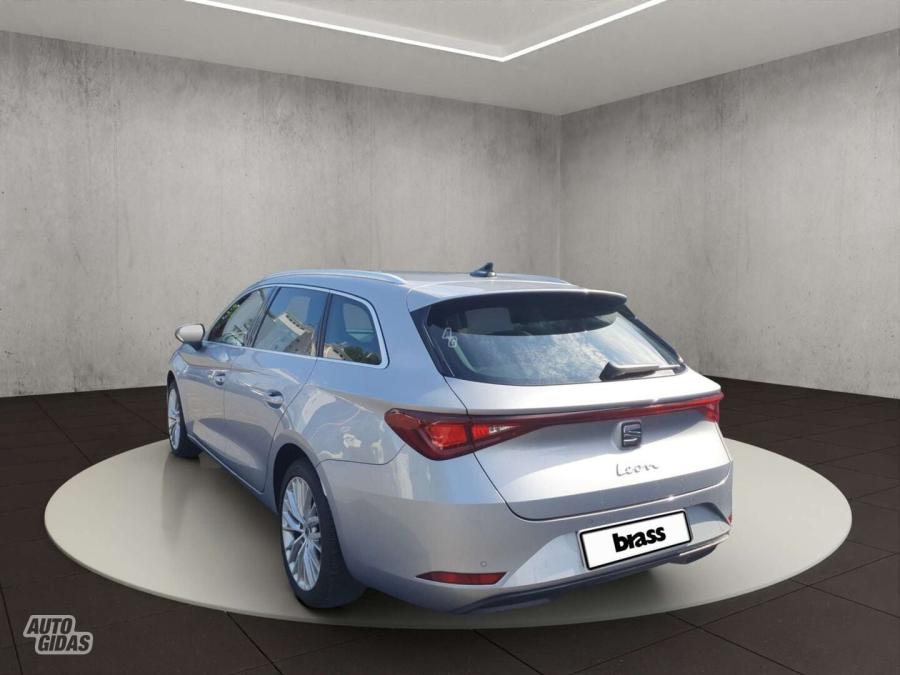 Pelēks SEAT Leon 2023 Kauņa, ar dzinēja tilpumu 2.00 L un nobraukumu 66 tūkst. km par 25102 €, foto 3 vietnē AUTOMOTO.COM.LV