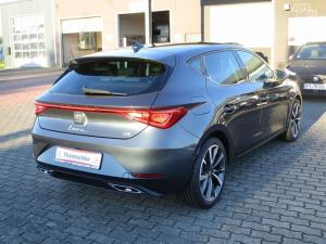 Pelēks SEAT Leon 2023 Kauņa, ar dzinēja tilpumu 1.50 L un nobraukumu 15 tūkst. km par 32690 €, foto 3 vietnē AUTOMOTO.COM.LV