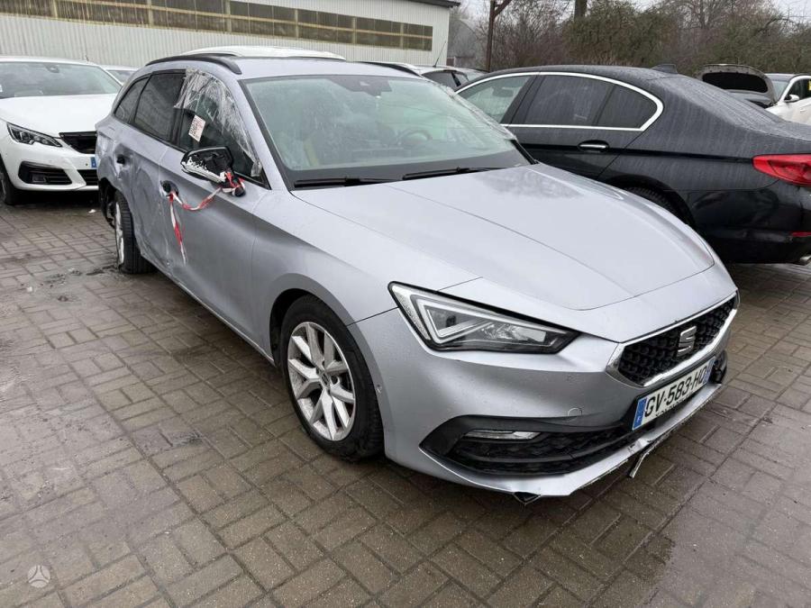 Grey SEAT Leon 2024 in Kaunas, with an engine capacity of 2.00 L and mileage of 70 thousand km for 8800 €, photo 1 on AUTOMOTO.COM.LV