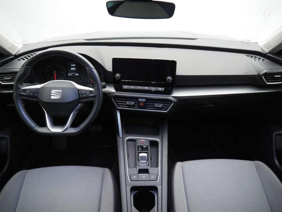 Grey SEAT Leon 2024 in Vilnius, with an engine capacity of 1.50 L and mileage of 44 thousand km for 22500 €, photo 16 on AUTOMOTO.COM.LV